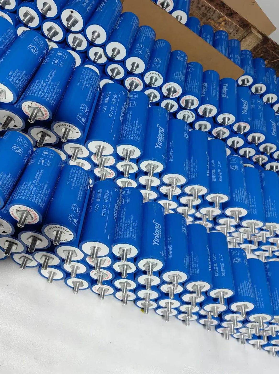 In stock Yinlong best quality 2.3V 66160 30ah 35Ah 40ah 45ah original ...